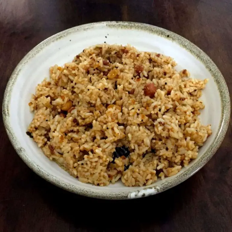 Puliyodharai: Tamarind Rice from Pulikachal Recipe | Pepper On Pizza