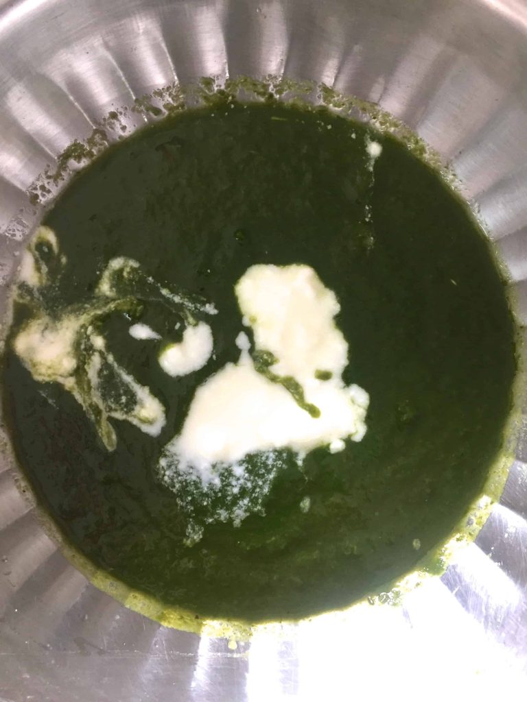 Himachali Sepu Vadi - Split Urad Dal Vadi In Spinach Gravy - PepperOnPizza